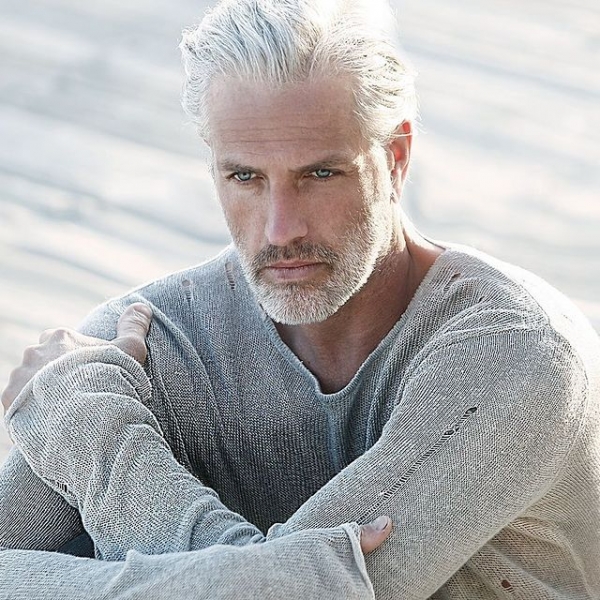 KIM WALLIN - Major srl