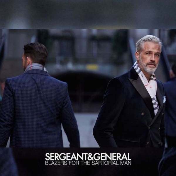 KIM WALLIN - Major srl