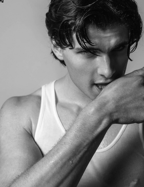 KYLAN MACKENZIE - Major srl